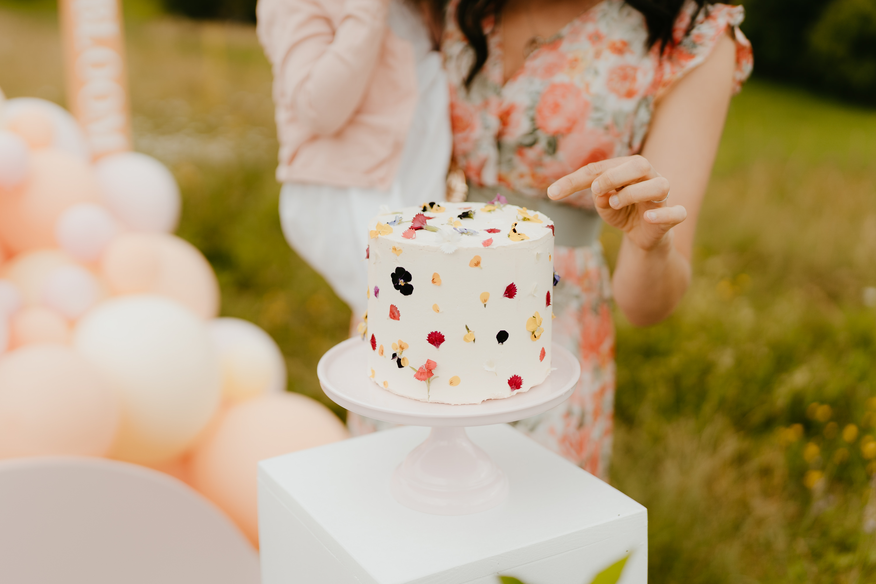 Un anniversaire avec une décoration aux douces couleurs de l'été